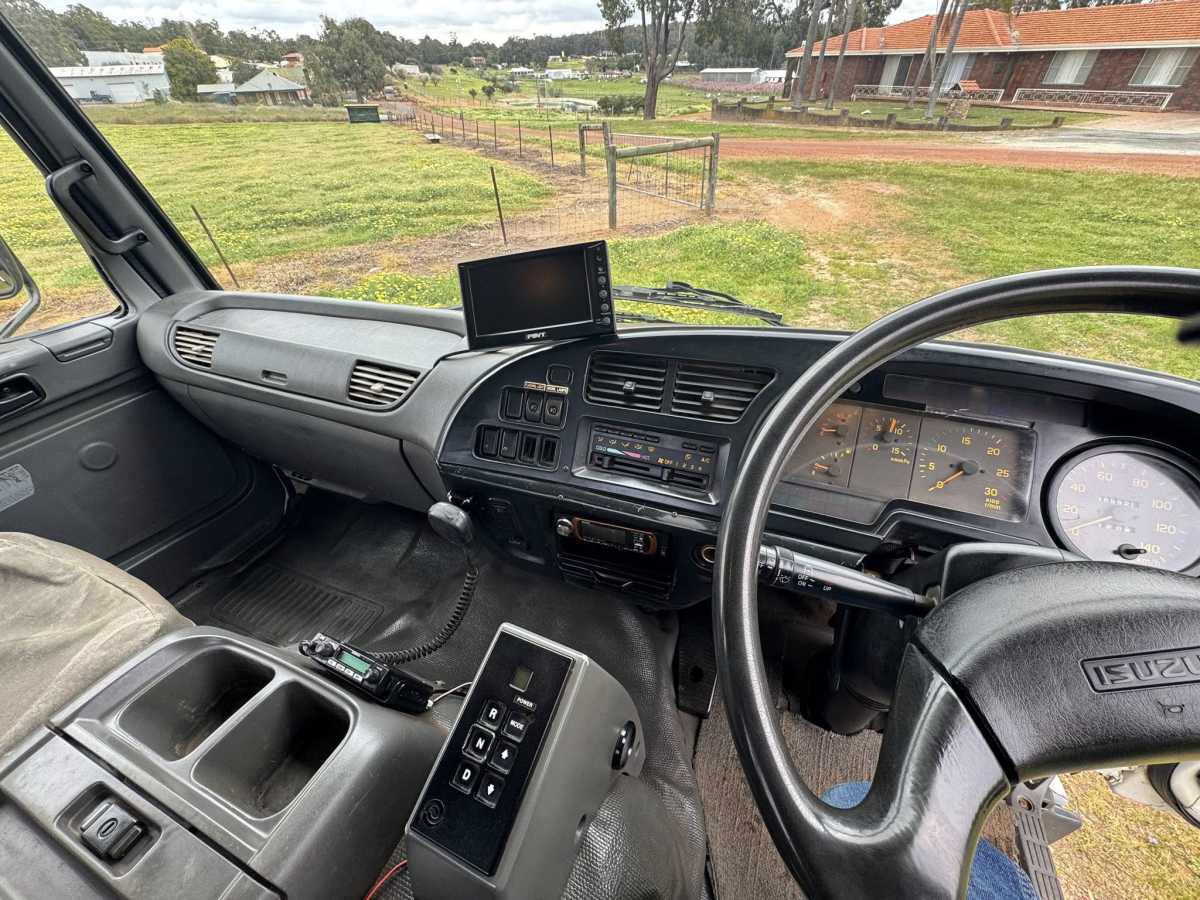 Isuzu FZR950 2005 4x2 for Sale | Western Truck Sales